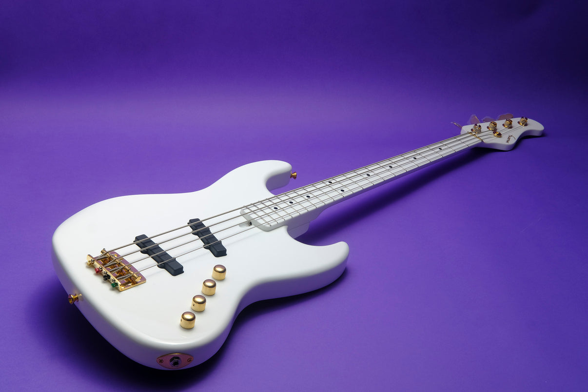 Moon JJ-4 Larry Graham Signature : Funk Royalty in Snow White - Sarg's ...